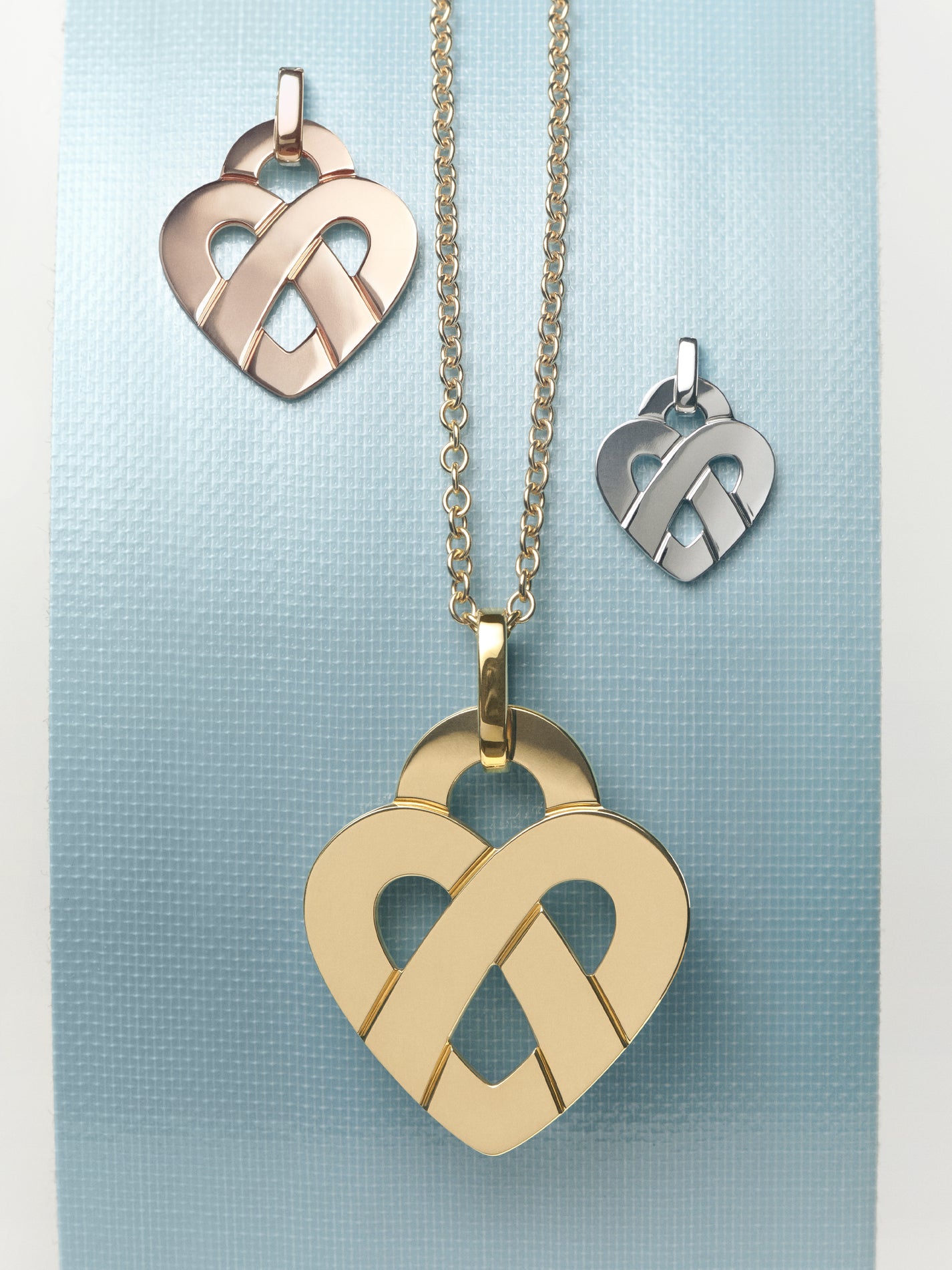 Pendentif Coeur Entrelacé Or Blanc Petit Modèle - Poiray – Poiray Paris ...