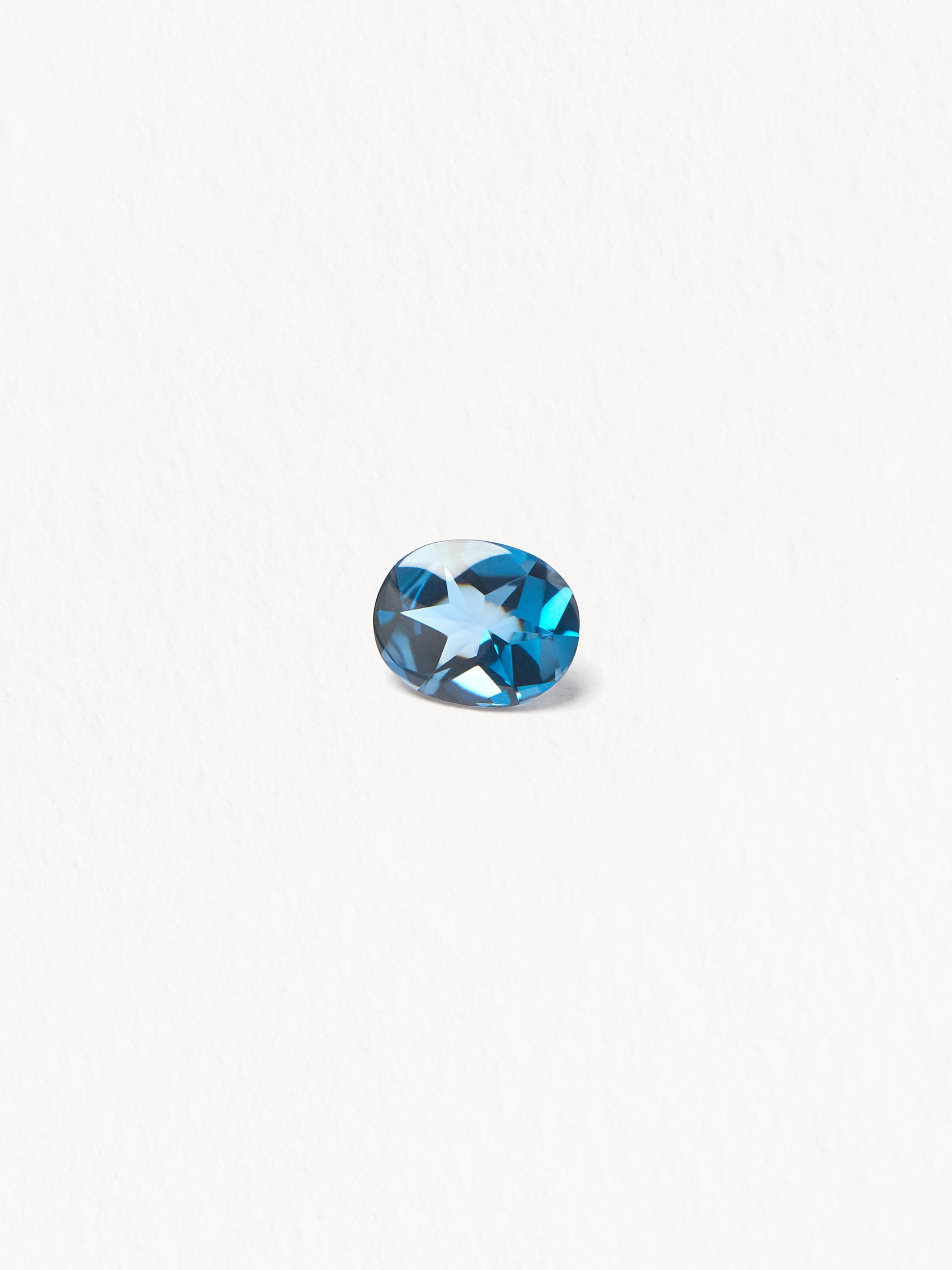 Pierre Topaze Blue London Suiffée Ma Préférence - Joaillerie - Poiray ...